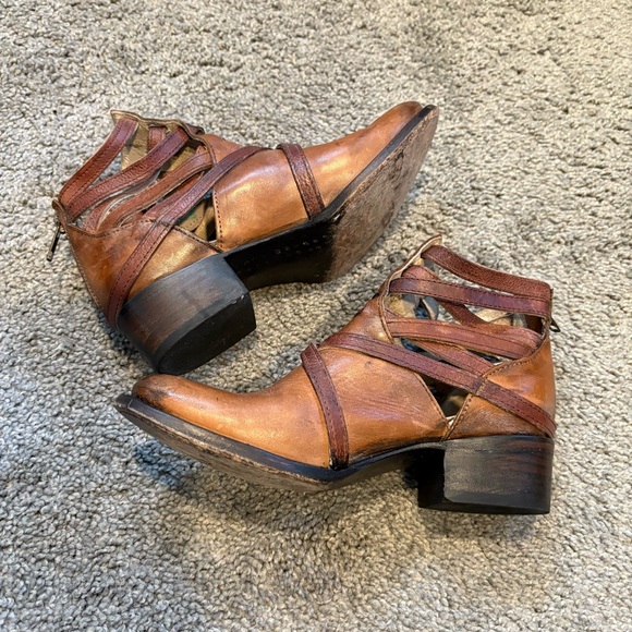 Freebird by Steven | Shoes | Freebird By Steven Stair Leather Booties ...